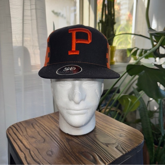 Accessories | Vintage Hats And Caps Stall Dean Orange And Black ...